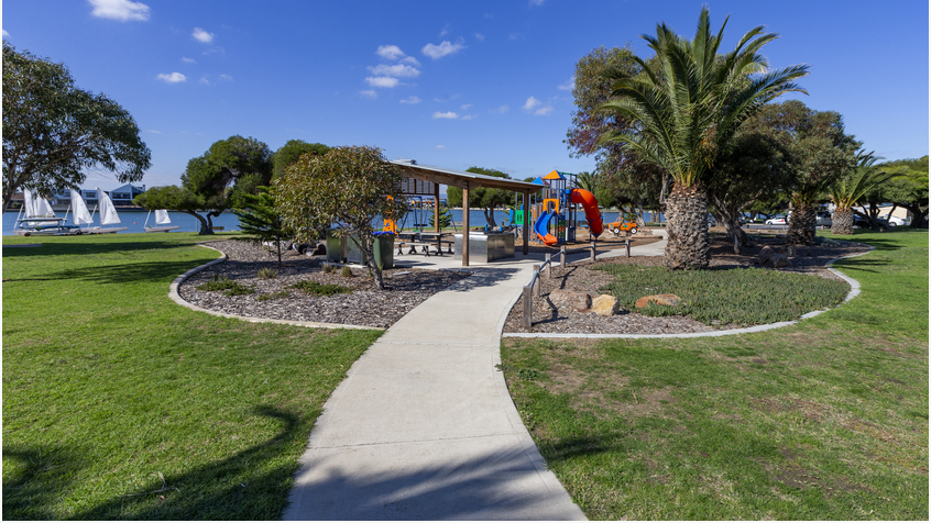 Dry Zones at popular West Lakes Reserves | Your Say Charles Sturt